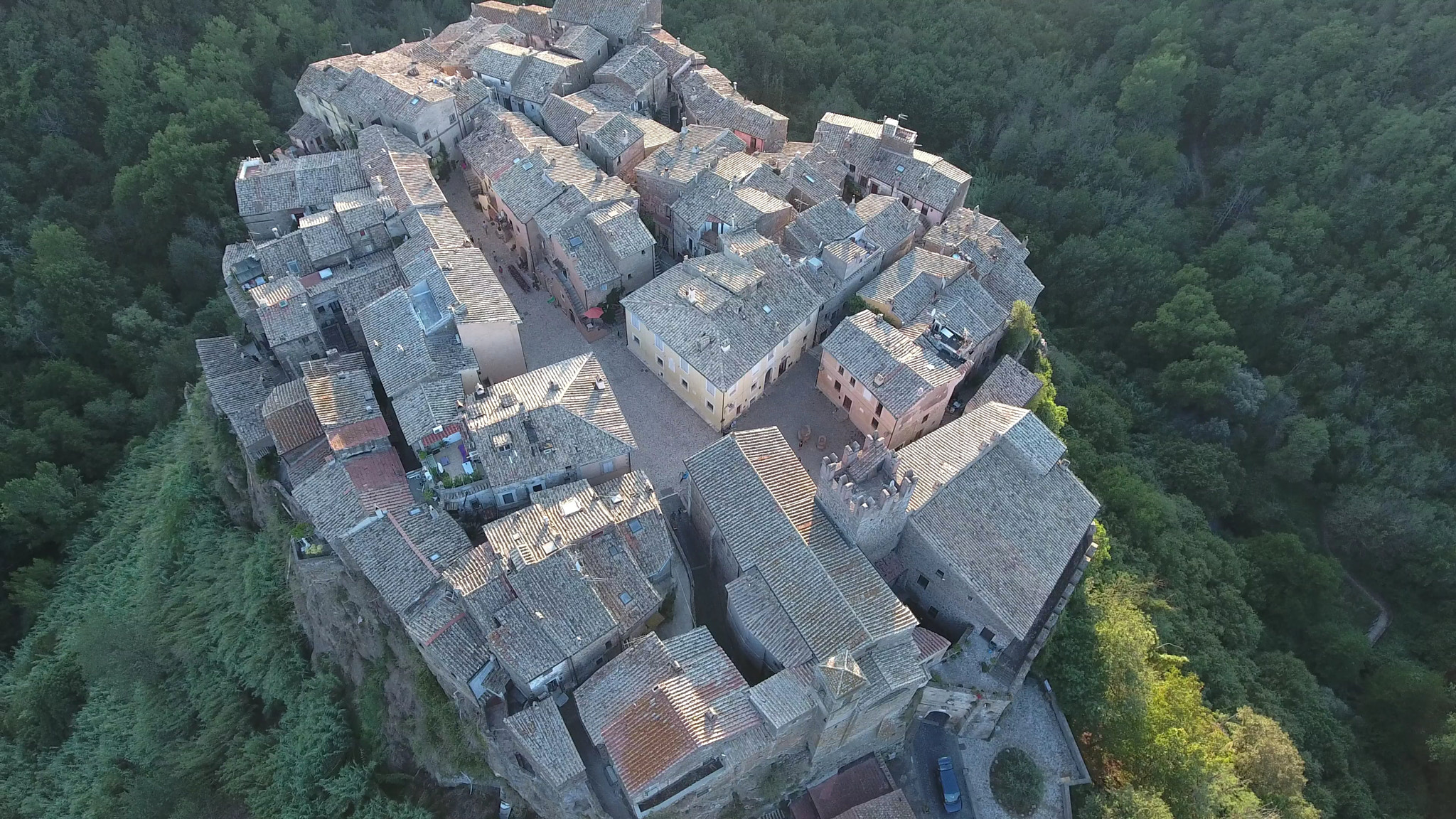 Calcata: qui gli artisti si sentono a casa – #ExperienceLazio